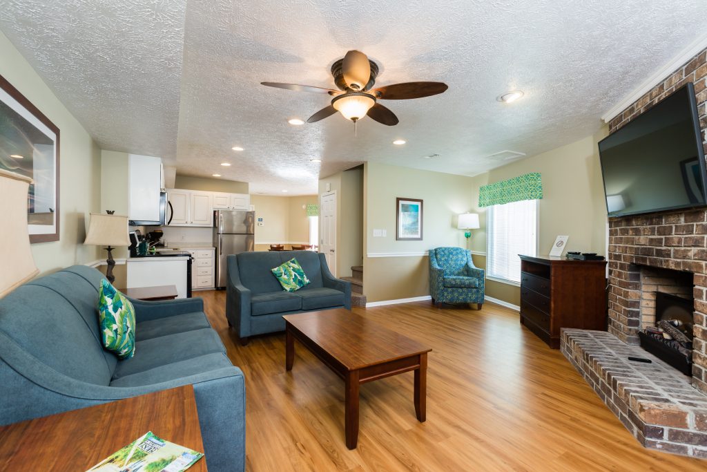 Accommodations – Country Club Villas