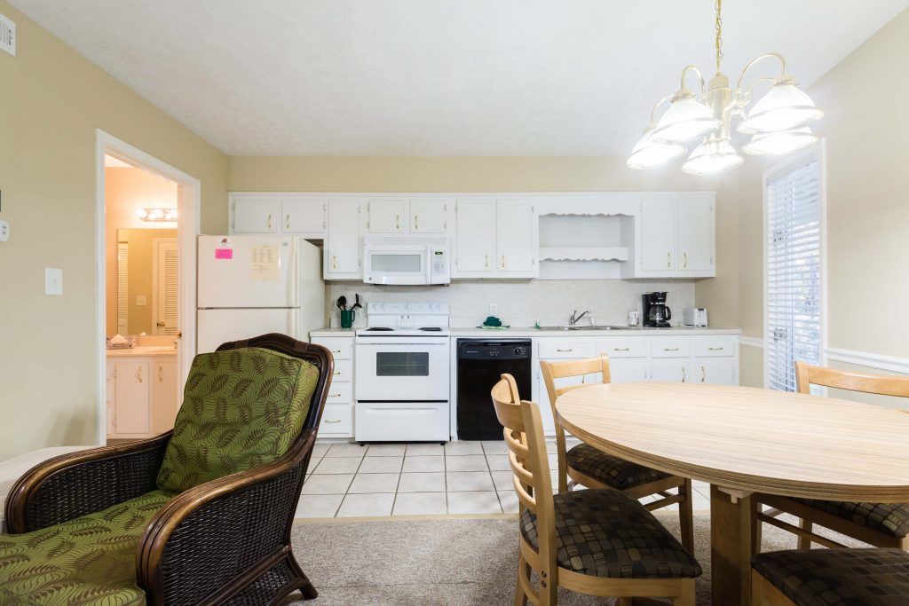 Accommodations – Country Club Villas